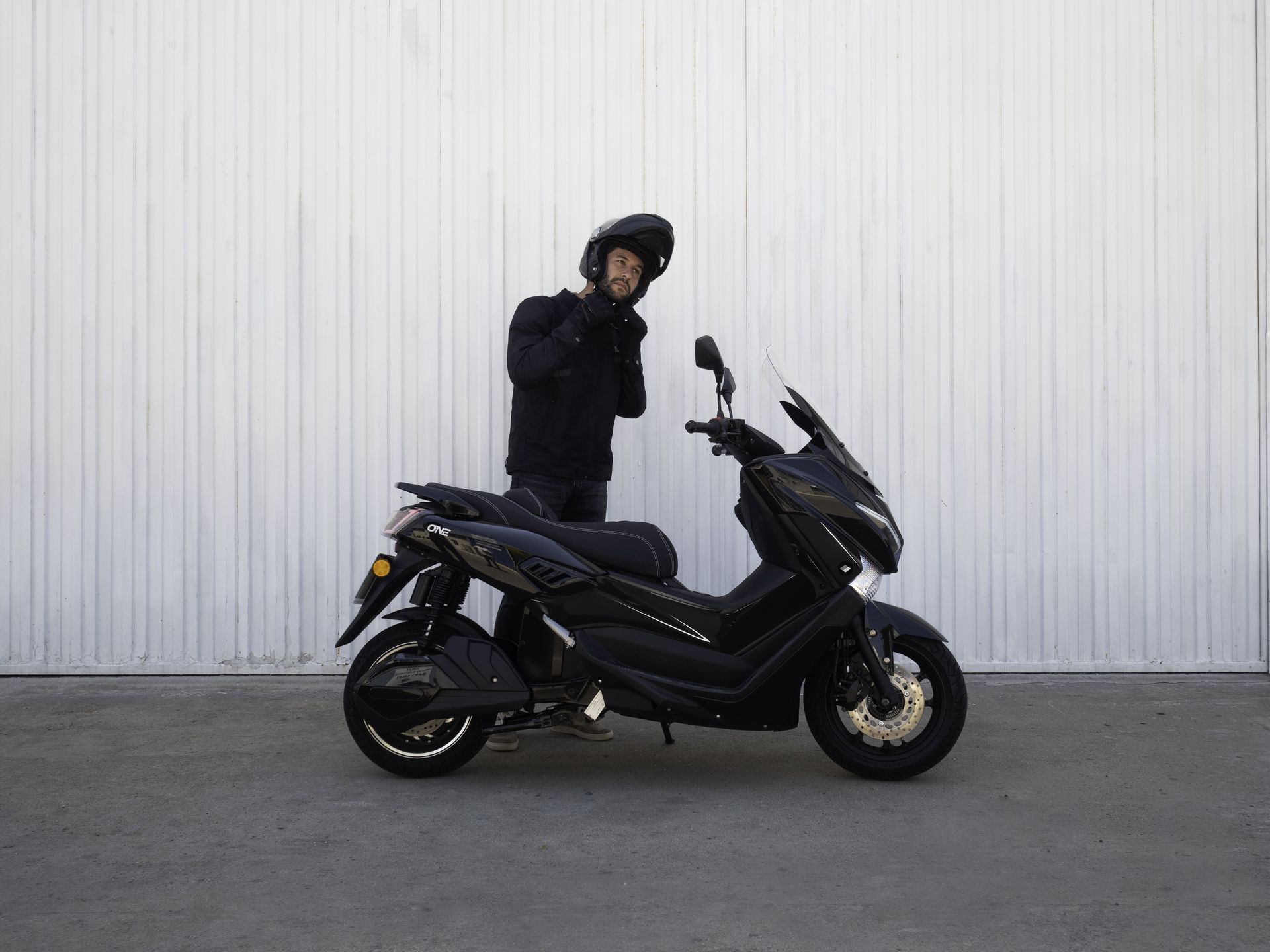 Velca Vortex: La custom eléctrica 125cc que desafía los límites